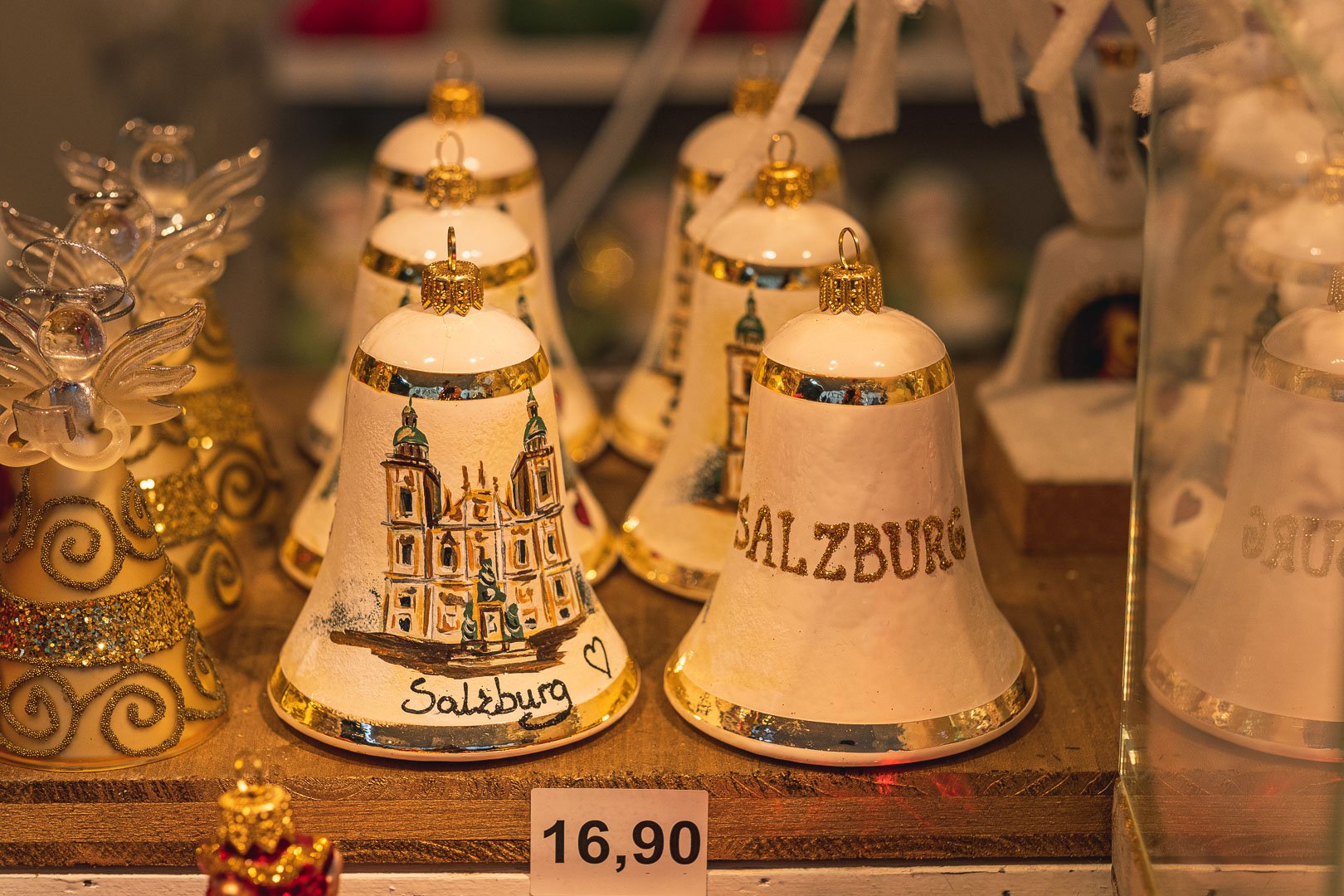 Christmas in Austria: A Guide to Festive Traditions & Celebrations
