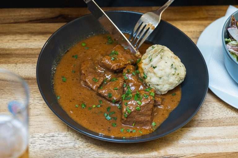 Explore Austrian Cuisine: Top 9 Dishes for Foodies