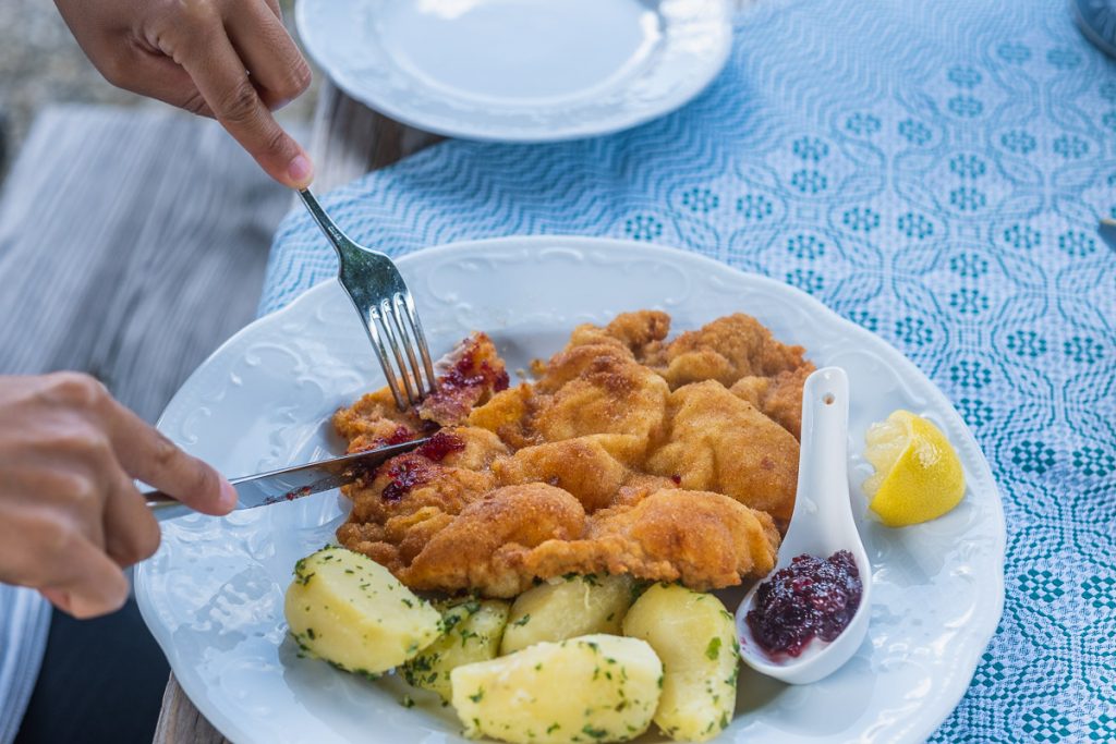 Entdecke die österreichische Küche: Die 9 besten Gerichte für Feinschmecker