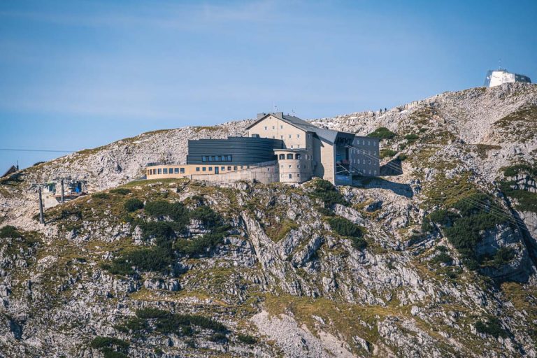 Dachstein Krippenstein Adventure: A Guide to Cable Cars & Views