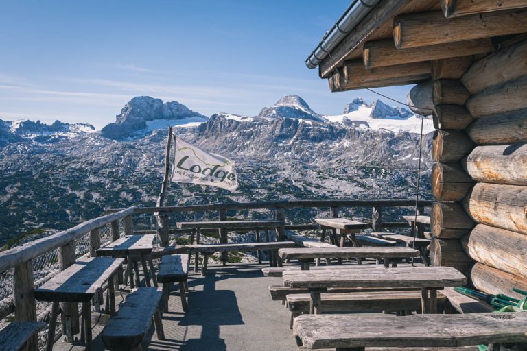 Dachstein Krippenstein Adventure: A Guide to Cable Cars & Views